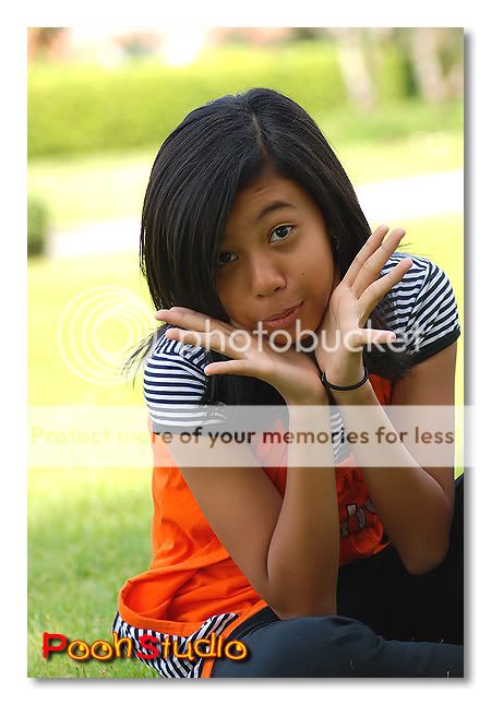 Bloggang.com : อาจารย์แพรวา : ~ ถ่ายรูปหมีพูห์กะพี่เอิร์ธที่อุทยานกาญจนาภิเษก